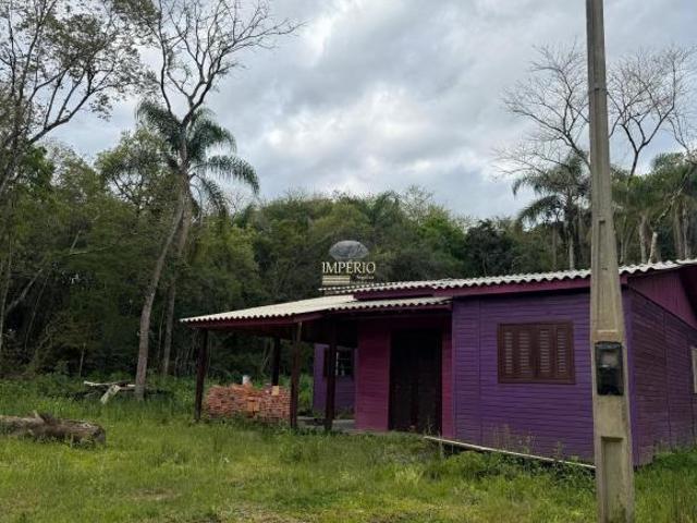 Chácara à venda em Três Coroas RS: 2 quartos, sala e banheiro na Estrada Linha Scherer, 48m² de área