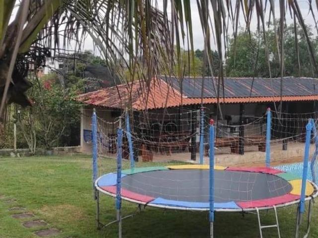 Chácara à venda em Valinhos, COUNTRY CLUB, com 3 suítes, com 5000 m²