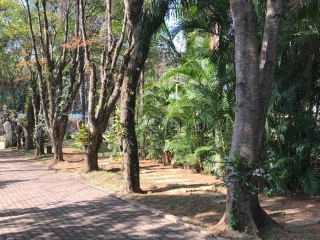 Chácara à venda em Valinhos, Chácaras São Bento, com 3 quartos, com 2430 m²