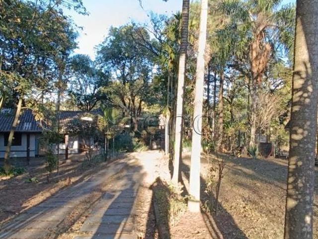 Chácara à venda em Valinhos, Chácaras São Bento, com 3 quartos, com 3233 m²