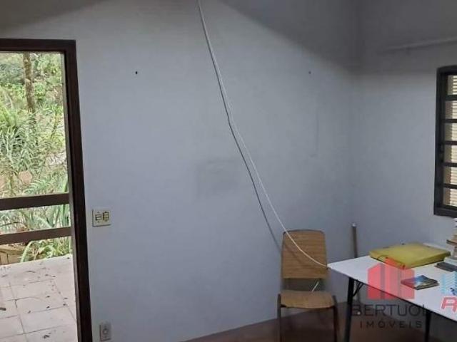 CHÁCARA A VENDA EM VALINHOS/SP