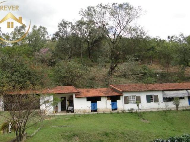 Chácara à venda em Vinhedo, Santa Cândida, com 8 quartos, com 500 m², Condominio Recanto Florido