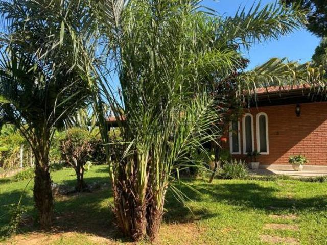 Chácara à venda em Vinhedo, Santa Cândida, com 3 quartos, com 1000 m²