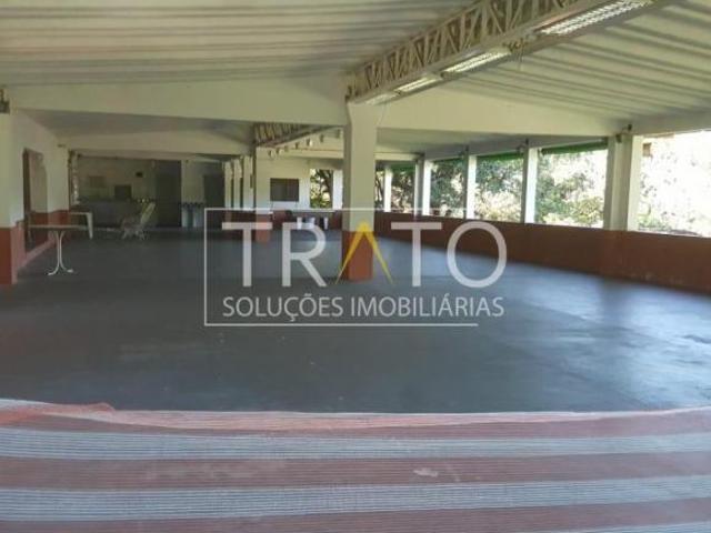 Chácara à Venda no Condomínio Colinas do Atibaia Sousas