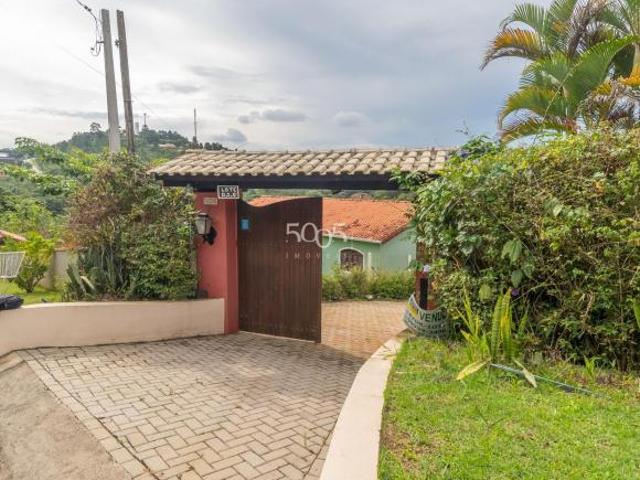 Chácara à venda no Condomínio Porta do Sol em Mairinque, com 238,70m² de área construída em 2.850m²