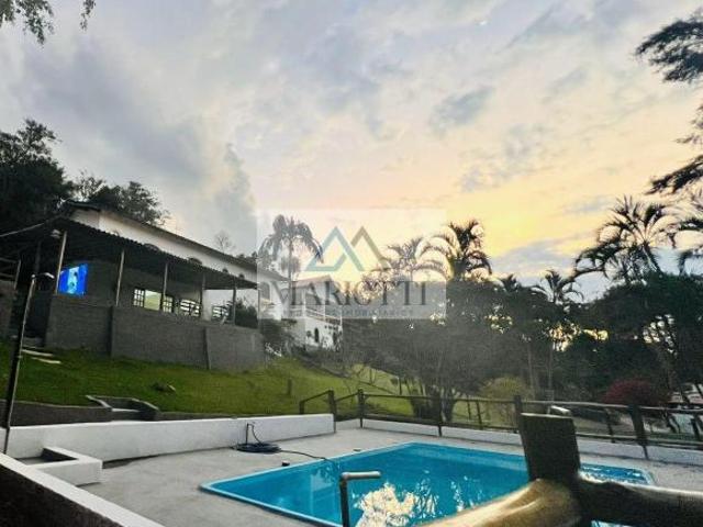 Chácara à Venda no Condomínio Recanto dos Palmares – Atibaia/SP
