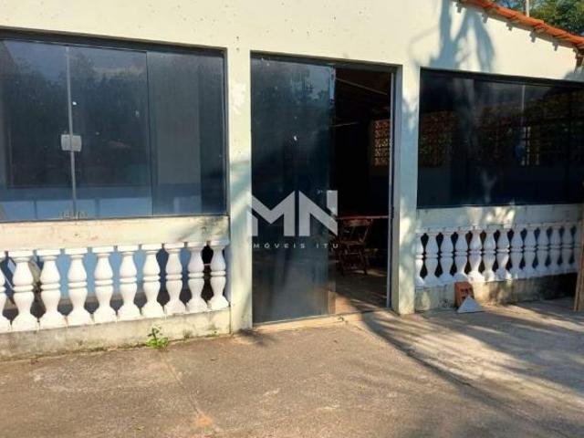Chácara à Venda no Convívio do Pinheirinho – Natureza, Conforto e Lazer em 715 m²