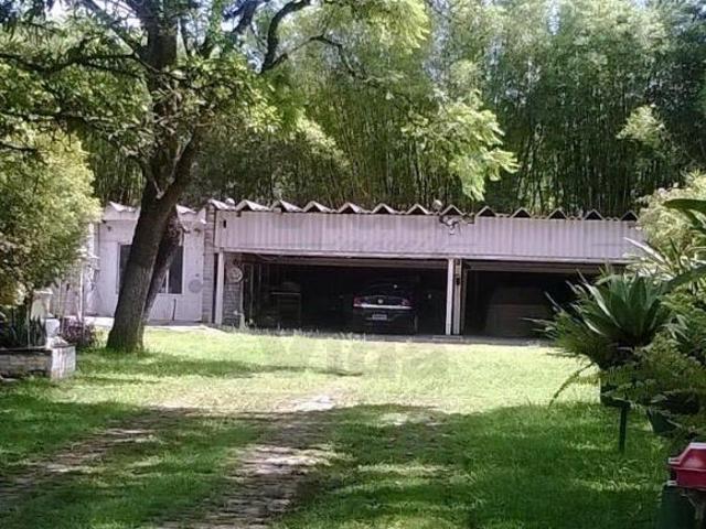 Chácara à Venda no Centro de Santana de Parnaíba, 1000m²