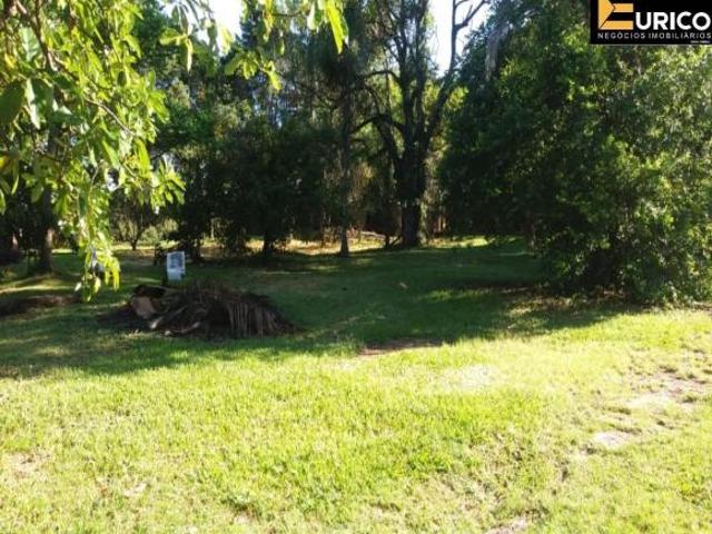 Chácara à venda no CHÁCARAS ALPINA em Valinhos/SP