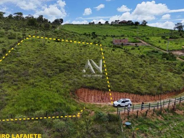 Chácara à venda no bairro Área Rural de Conselheiro Lafaiete Conselheiro Lafaiete/MG