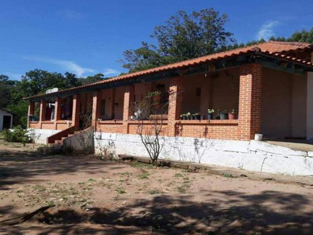 Chácara à venda no bairro Pedregulho em Itú com 6 quartos 3 suítes e 10 vagas de garagem