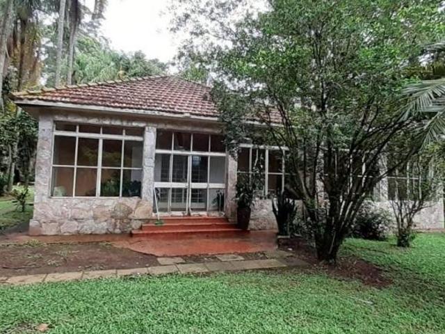Chácara à venda no Jardim Represa com 4.800m² 6 dormitórios 2 suítes 4 banheiros 6 vagas