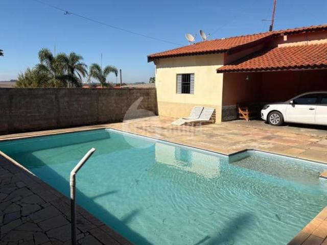 Chácara à Venda no Porto Limeira: 2 Quartos, 98m², Condomínio