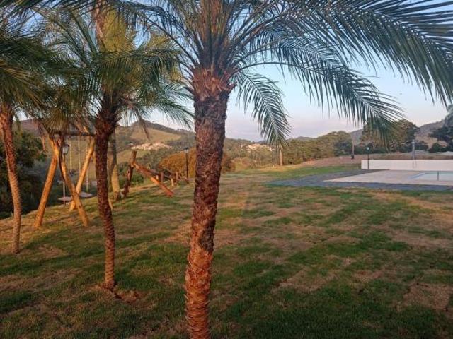 Chácara à venda, Nazaré Paulista, SP. Oportunidade 3.717,22 m², Piscina, casa completa Muito Espaço
