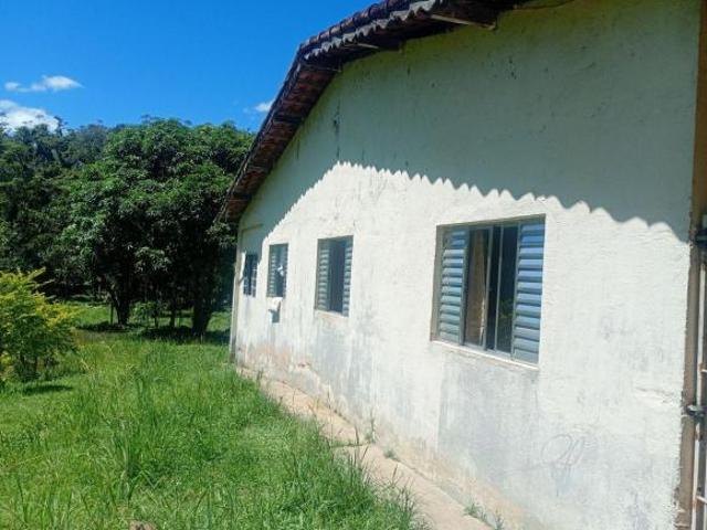 Chácara a venda na Cidade de Juquitiba com Terreno de 9.000 mil metros Todo Plano com Lago e riu
