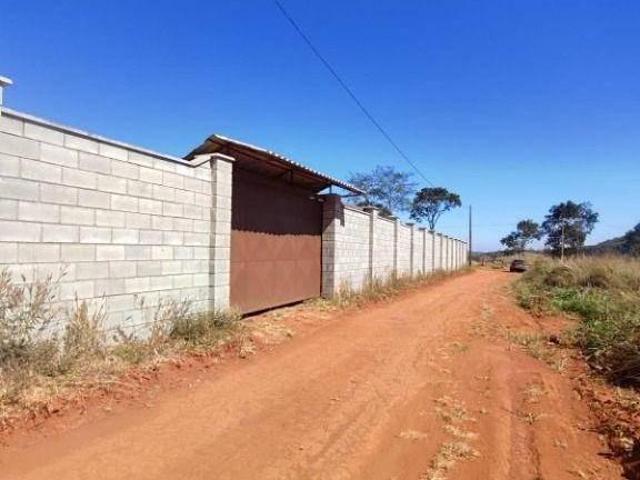 Chácara à venda na Área Rural de Senador Canedo/GO