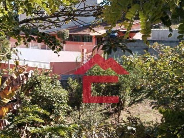 Chácara à Venda – São Roque – com 3 dormitórios, área de 1300m², próximo ao Roteiro do Vinho –Assoc