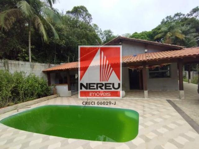 Chácara Aconchegante de 2.150 m² – Completa e Pronta para Moradia ou Lazer