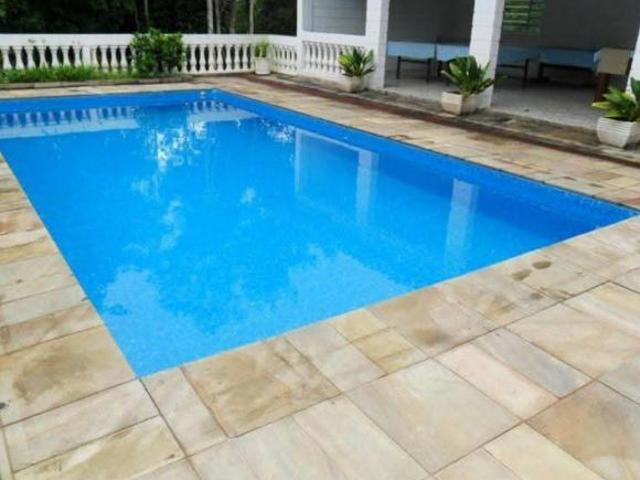 CHÁCARA APENAS 3.KM DO CENTRO DA CIDADE,/COM PISCINA, COM BOA ESTRUTURA, CASA BOA, TODA MURADA