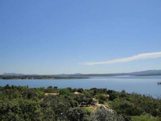 chacara às margens do Rio Maranhão em Niquelândia Chácara à Venda, 48000.00 por R$ 2200000.00 AD2207