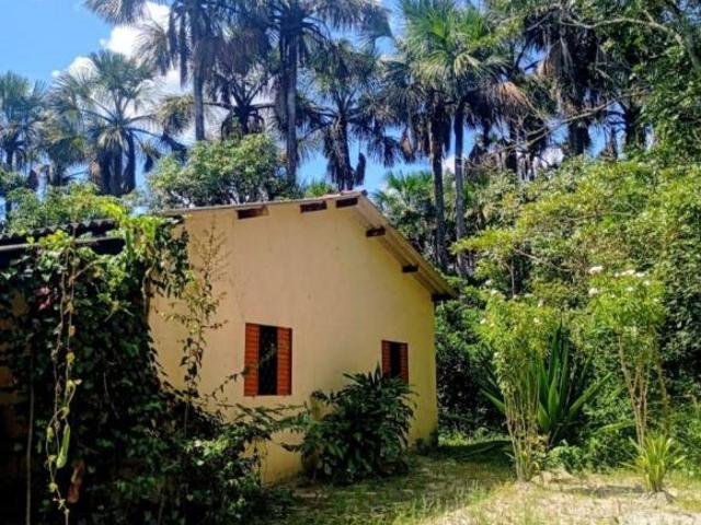 CHÁCARA BEM LOCALIZADA, COM NASCENTE E REGISTRO IMOBILIÁRIO, CHAPADA DOS VEADEIROS