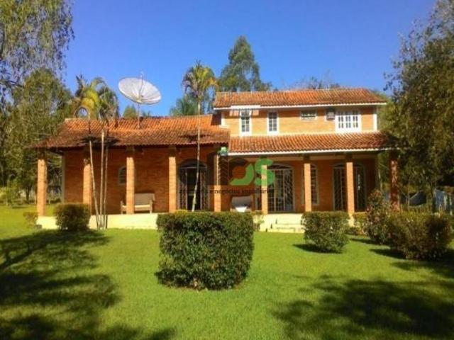 Chácara c/ acesso pavimentado, 03 salas, lareira e churrasqueira, 24.000m² à venda por R$1.030.000,0