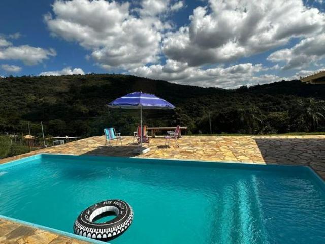 Chácara com 4 dormitórios à venda, 1000 m² por R$ 885.000,00 Parque Do Lago Itatiaiuçu/MG