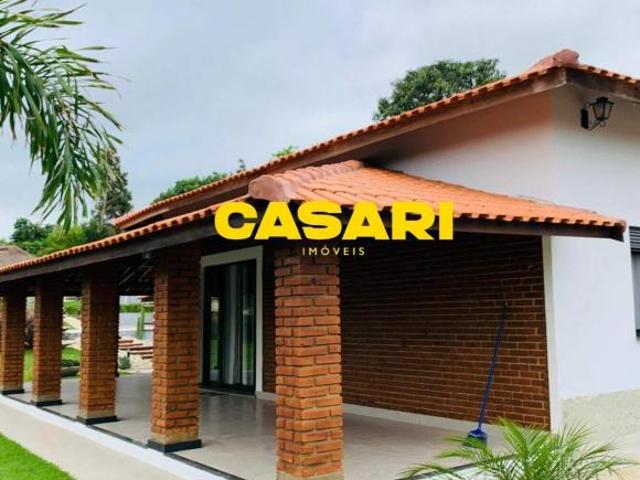 Chácara com 4 dormitórios à venda, 1566 m² por R$ 1.985.000,00 Vitassay Boit