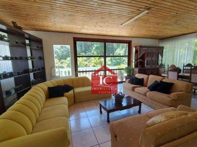 Chácara com 4 dormitórios à venda, 18000 m² por R$ 1.950.000,00 Chácara Santa Mônica Vargem Gran