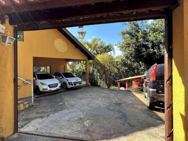 Chácara com 4 dormitórios à venda, 1 m² por R$ 3.100.000,00 Chácara Santa Lúcia Carapicuíba/SP