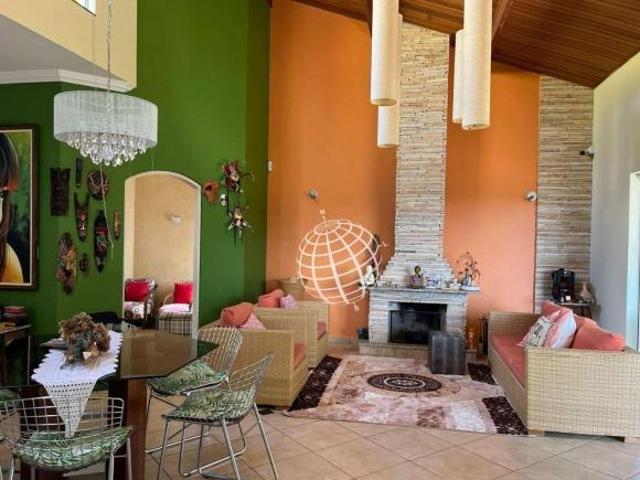 Chácara com 4 dormitórios à venda, 2006 m² por R$ 1.400.000,00 Jardim Estância Brasil Atibaia/SP
