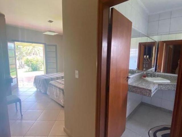 Chácara com 4 dormitórios à venda, 2500 m² por R$ 2.500.000,00 Jardim Estância Brasil Atibaia/SP