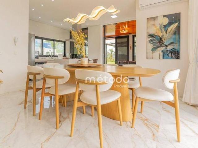 Chácara com 4 dormitórios à venda, 3000 m² por R$ 2.400.000,00 Capoeirinha Guararema/SP
