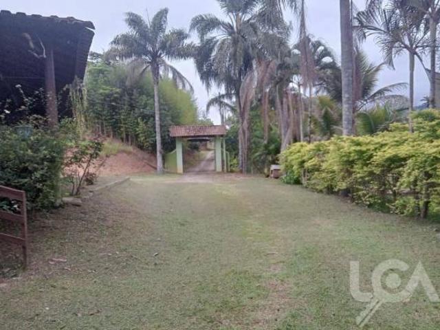 Chácara com 4 dormitórios à venda, 328000 m² por R$ 960.000 Pinheirinho Taubaté/SP