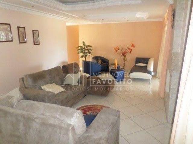 Chácara com 4 dormitórios à venda, 410 m² Caxambu Jundiaí, SP