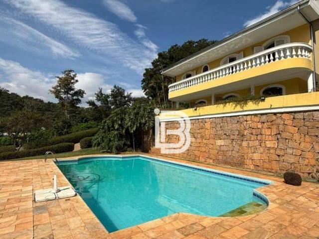 Chácara com 4 dormitórios à venda, 5000 m² por R$ 3.700.000,00 Chácara Malota Jundiaí/SP