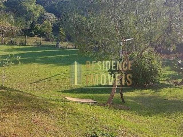 Chácara com 4 dormitórios à venda, 5000 m² por R$ 650.000,00 Campo do Meio Araçoiaba da Serra/SP