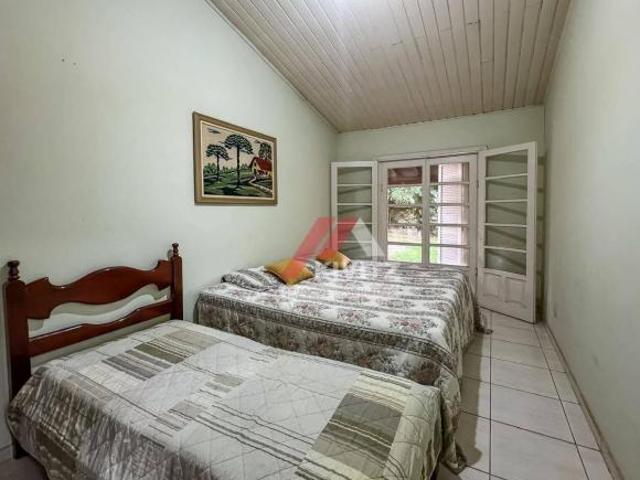 Chácara com 4 dormitórios à venda, 5400 m² por R$ 2.200.000,00 Iate Clube de Campinas Americana/