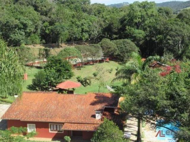Chácara com 4 dormitórios à venda, no bairro Pinheirinho Atibaia/SP CH0190