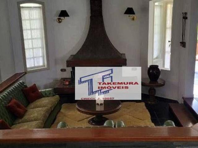 Chácara com 4 dormitórios sendo 2 suites à venda, 3763 m² por R$ 2.200.000 Parque Realeza Cotia