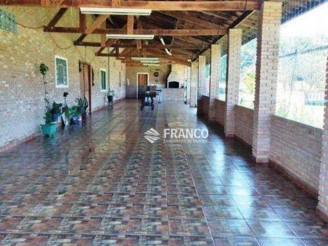 Chácara com 4 dormitórios, 5000 m² venda Chácara Ingrid Taubaté/SP