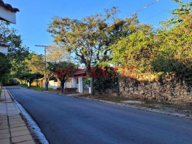 Chácara com 4 quartos