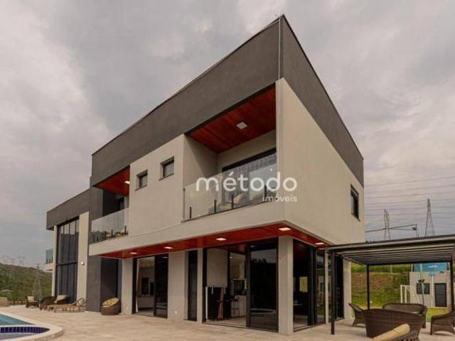 Chácara com 4 quartos à venda, 3000 m² por R$ 2.400.000 Capoeirinha Guararema/SP