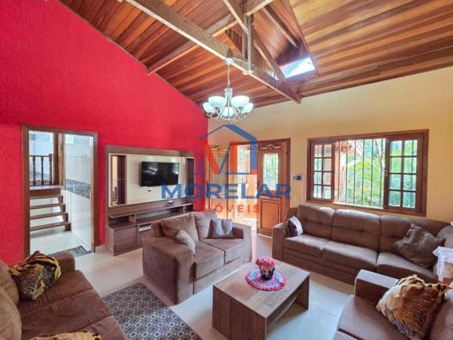 Chácara com 4 quartos à venda 3 suites, 250m² por R$ 565.000,00 Pirucaia Mairiporã/SP