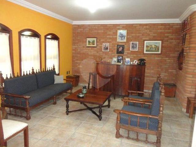 Chácara com 4 quartos à venda em Monte Alegre SP