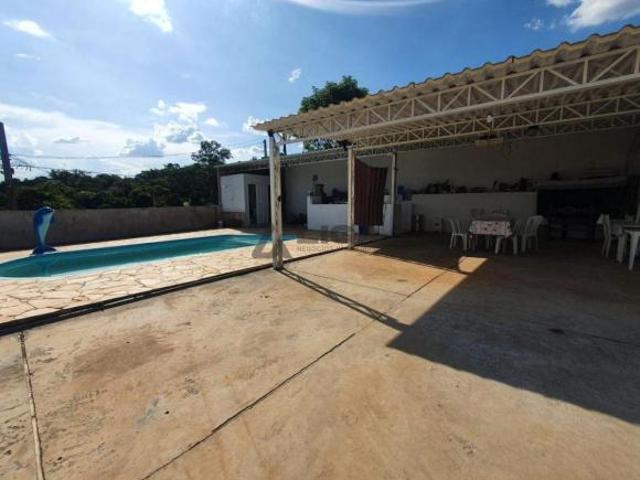 Chácara com 4 Quartos, banheiras de hidromassagem e 1000 m² à venda em Vila Queiroz