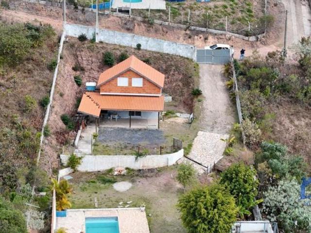 Chácara com 4 Quartos e 4 banheiros à Venda, 1.000 m² por R$ 420.000 Cód. ch2250