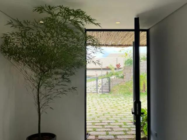 Chácara com 4 Quartos e 5 banheiros à Venda, 1.035 m² por R$ 2.500.000 Cód. Ch2036