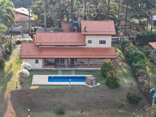 Chácara com 4 Quartos e 6 banheiros à Venda, 2.700 m² por R$ 2.500.000 Cód. ps297