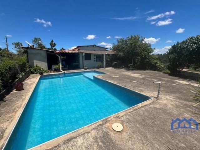 Chácara com 4 Quartos e 1 banheiro à Venda, 2.000 m² por R$ 550.000 Cód. ch1982